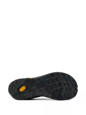 ALTRA Logo-detail Lace-up Sneakers - Black