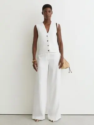 REISS Ria Textured-knit Waistcoat - White