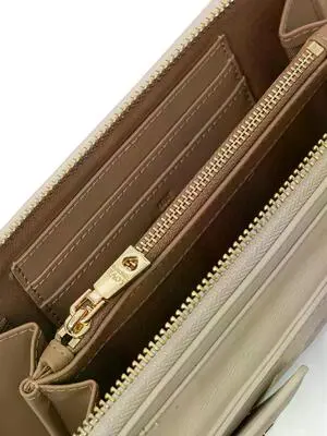 Moschino Quilted Chain-strap Phone Bag