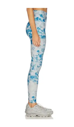 Beyond Yoga Softmark High Waisted Midi Legging In Blue - Daydream Meadow