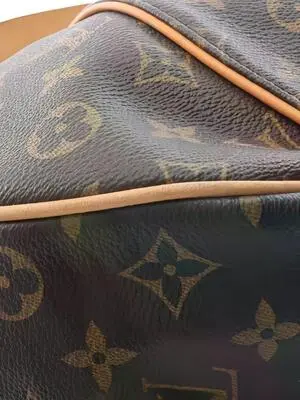 LOUIS VUITTON 2009 Pm Galliera Monogram Shoulder Bag - Brown