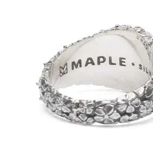 MAPLE Floral Oval Signet Ring - Silver