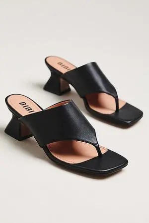 BIBI LOU Zia Heeled Thong Sandals - Black