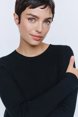 Maeve Maeve Markie Lightweight 100% Cashmere Long-Sleeve Sweater Black