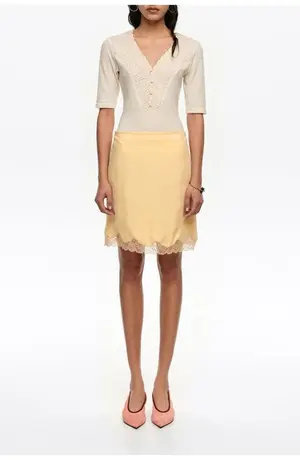 Bimba Y Lola Lace Mini Skirt - Yellow