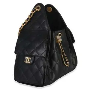 Chanel Quilted Caviar 25 Hobo