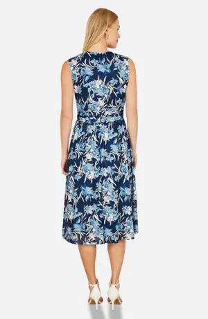 YUMI Floral Wrap V-neck Midi Dress