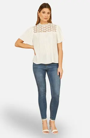 YUMI Lace Panel Pleated Top