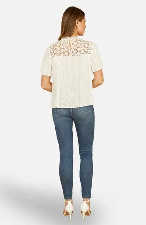 YUMI Lace Panel Pleated Top