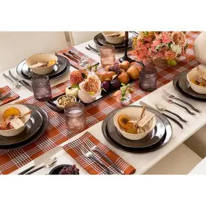 SOLINO HOME Linen Table Runnerglen Check
