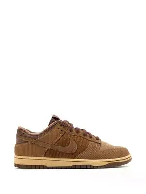 Nike Dunk Low Retro Premium Sneakers - Brown