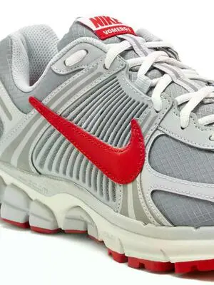 Nike Vomero 5 Se Sneakers