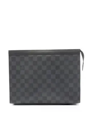 LOUIS VUITTON 2018 Damier Graphite Pochette Voyage Clutch - Black