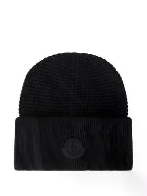 Moncler Logo-patch Beanie - Black