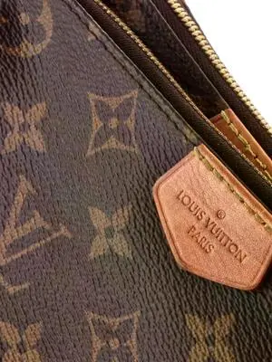 LOUIS VUITTON Multi Pochette Accessoires Monogram Canvas Crossbody Bag