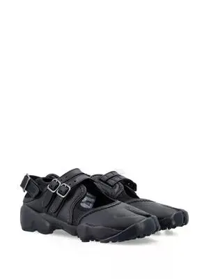 Nike Rift Sneakers With Floral Detail