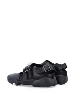 Nike Rift Sneakers With Floral Detail
