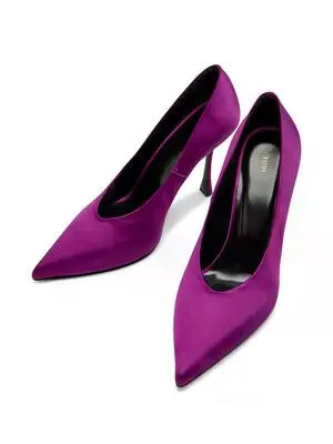 JUDE Pointed-toe Pumps