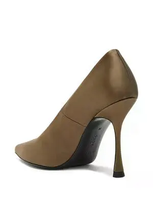 JUDE Pointed Pumps