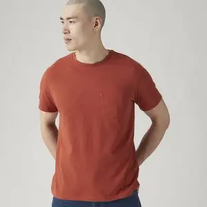 LEVI'S Classic Pocket T-shirt - Red Paint
