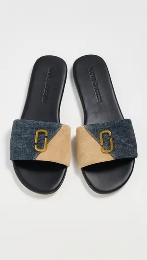 Marc Jacobs The Snapshot Slides