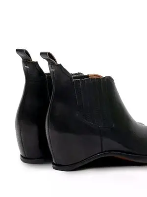 MAISON MARGIELA Pointed Toe Chelsea Boots - Black