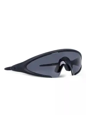 Oakley Oversize Frame Sunglasses