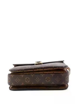 LOUIS VUITTON Pochette Metis Reverse Monogram Canvas Crossbody Bag - Brown