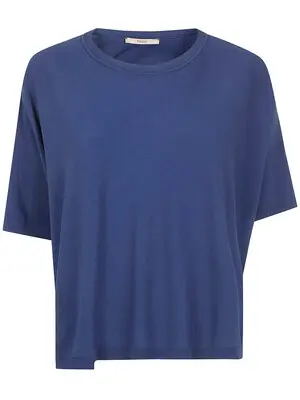 Nuur Tops