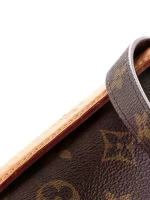 LOUIS VUITTON Pochette Metis Monogram Canvas Crossbody Bag - Brown
