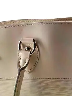 LOUIS VUITTON Passy Epi Leather Gm Tote Bag - Neutrals