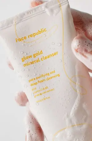 FACE REPUBLIC Glow Gold Mineral Cleanser
