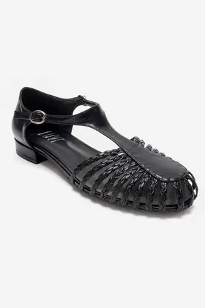 PROLOGUE SHOES Woven T-strap Sandal - Black