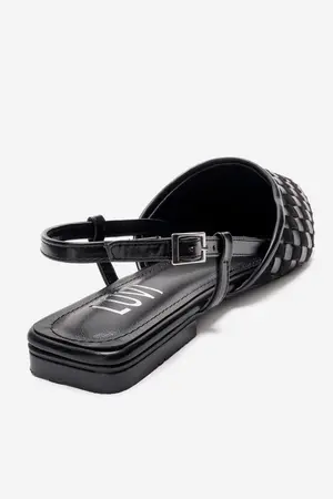 PROLOGUE SHOES Chanda Woven Pointed Toe Sandal - Black