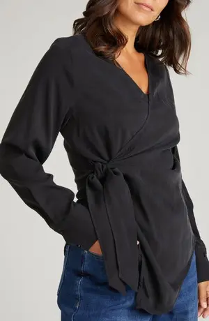 Universal Standard Beacon Wrap Top