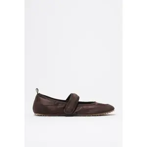 Bimba Y Lola Velcro Ballerina Sneaker - Chocolate