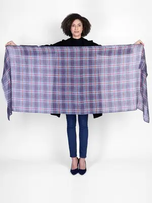 Vismaya Scarf