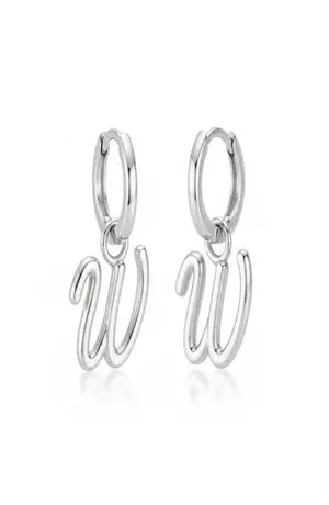 OAK & LUNA Mini Signature Initial Huggie Earrings Letter W