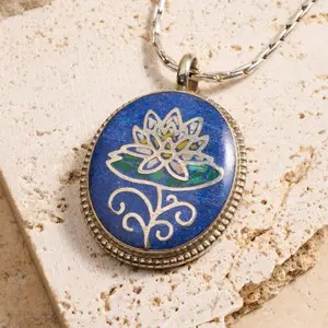 TEN THOUSAND VILLAGES Lotus Mosaic Pendant Necklace