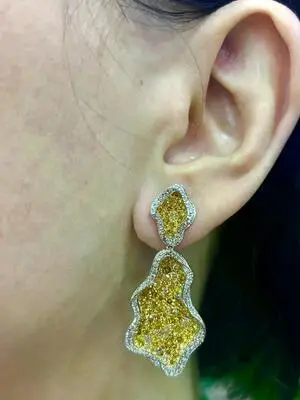 HYT JEWELRY Asymmetric Diamond Drop Earrings