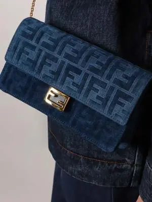 Fendi Wallet On Chain Baguette Shoulder Bag