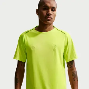 Nike Slim Fit T-shirts For Men