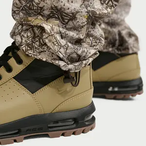 Nike Club Woven Cargo Pants - Brown