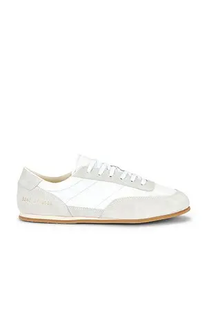 COMMON PROJECTS Minimal Runner Sneaker