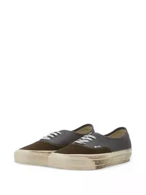 VANS Authentic 44 Lace-up Sneakers
