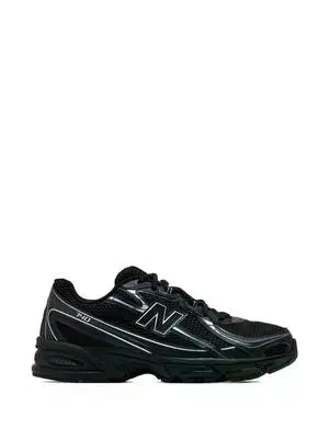 NEW BALANCE 740 Lace-up Sneakers - Black