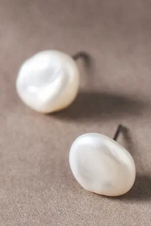 Nadri Madrid Freshwater Pearl Stud Earrgs - White