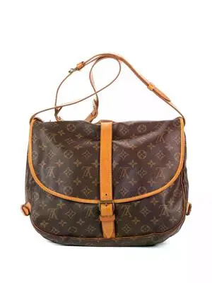 LOUIS VUITTON 30 Saumur Monogram Shoulder Bag