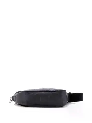 Burberry Shield Messenger Bag Leather Medium Crossbody Bag - Black