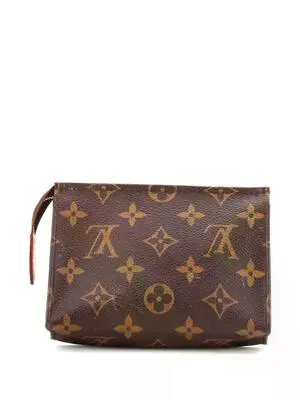 LOUIS VUITTON Toiletry 15 Monogram Pouch
